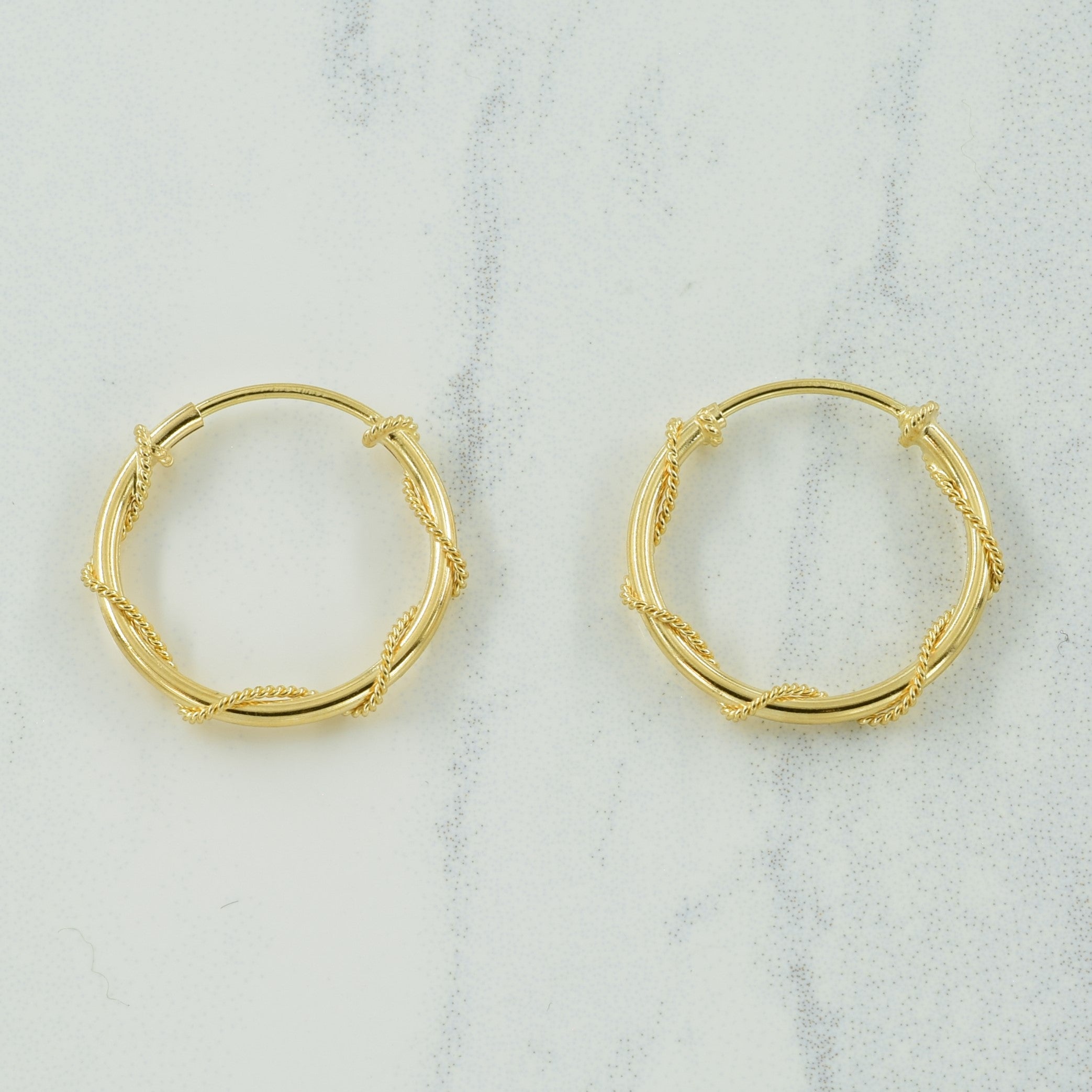 10k Yellow Gold Rope Hoop Earrings – 100 Ways