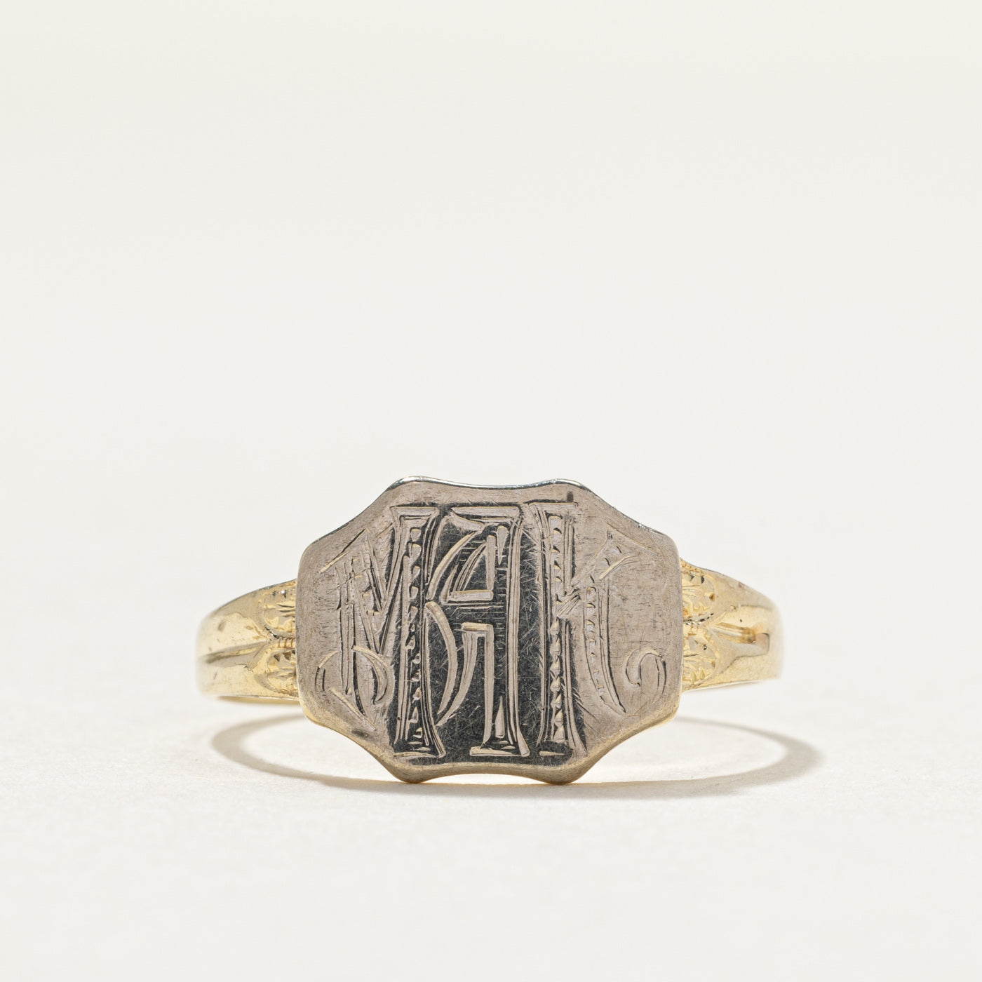 Vintage 10K Yellow Gold "MAK" Initial Signet Ring | SZ 6.75