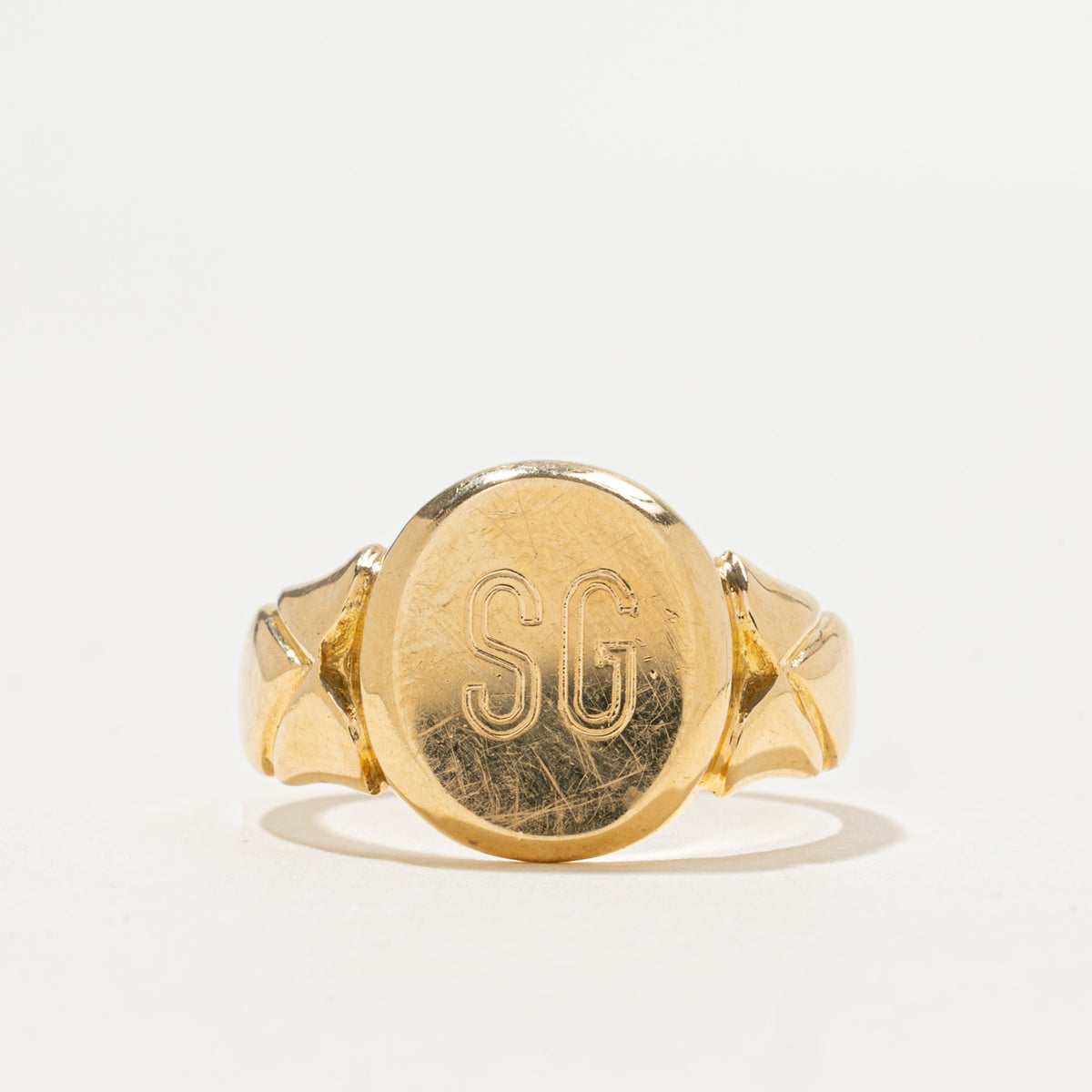 1921 Chester 18k Yellow Gold "SG" Initialized Signet Ring | SZ 8.5
