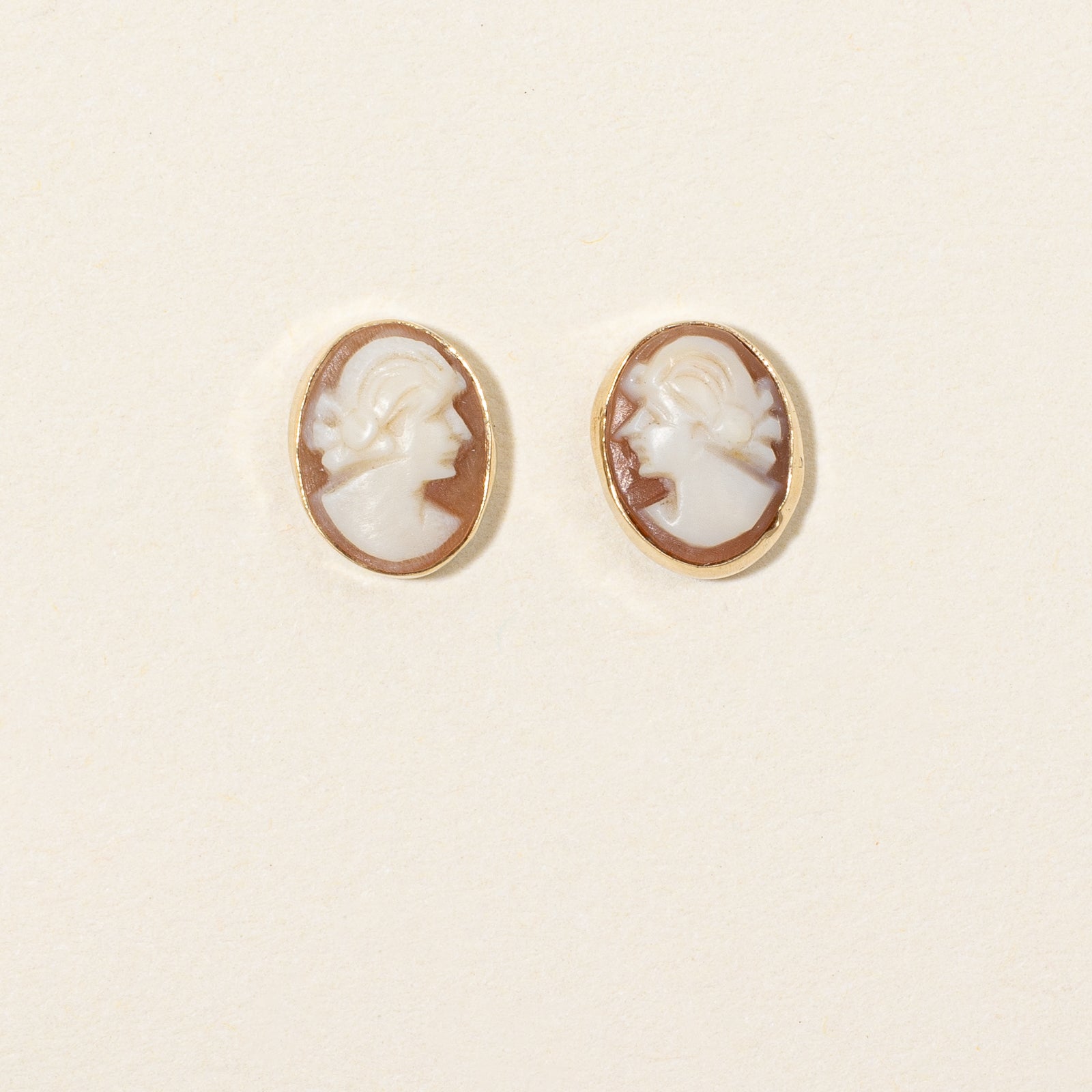 Seashell Cameo Portrait Earrings | 2.20ctw