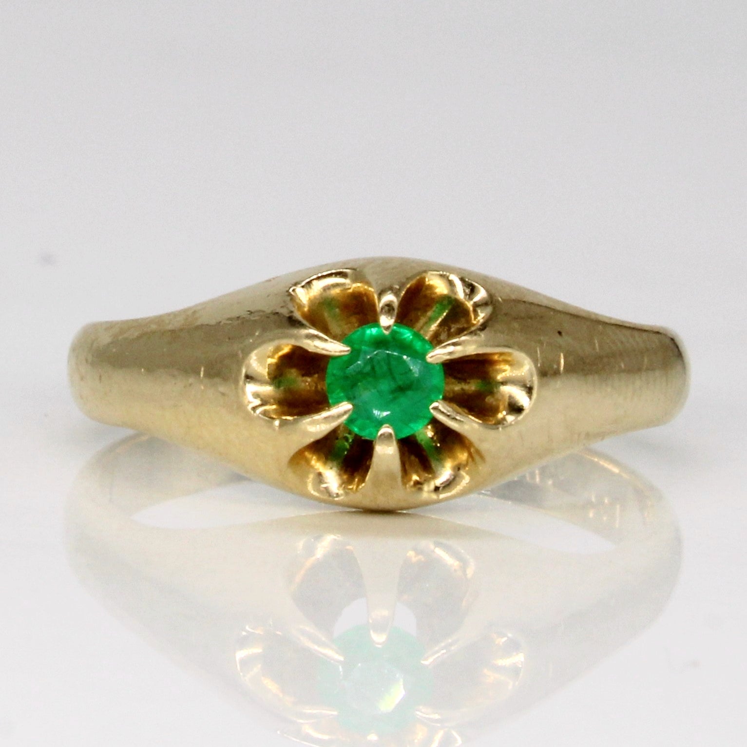 Claw Set Emerald Ring | 0.10ct | SZ 5.25 | – 100 Ways
