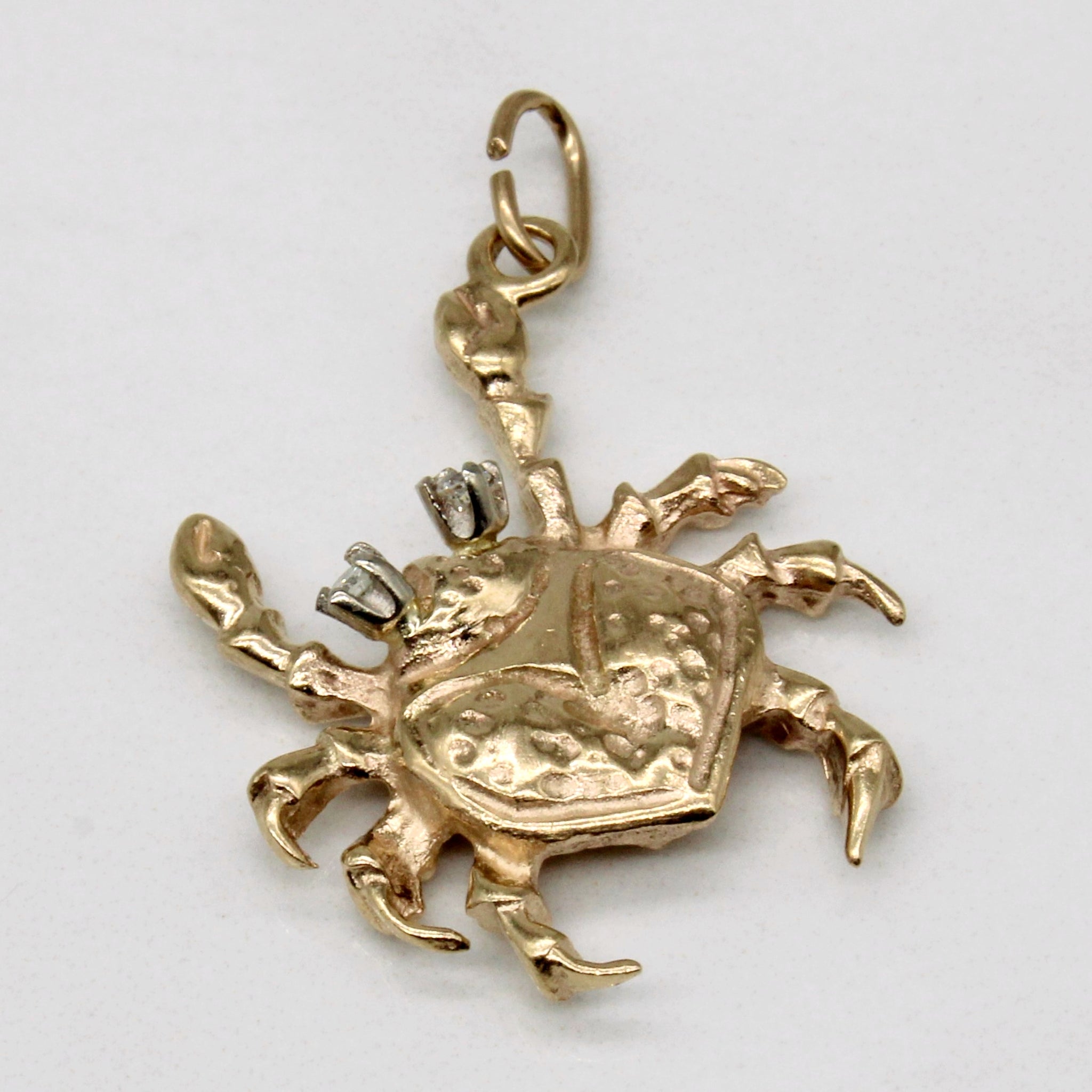 Diamond Crab Pendant | 0.04ctw