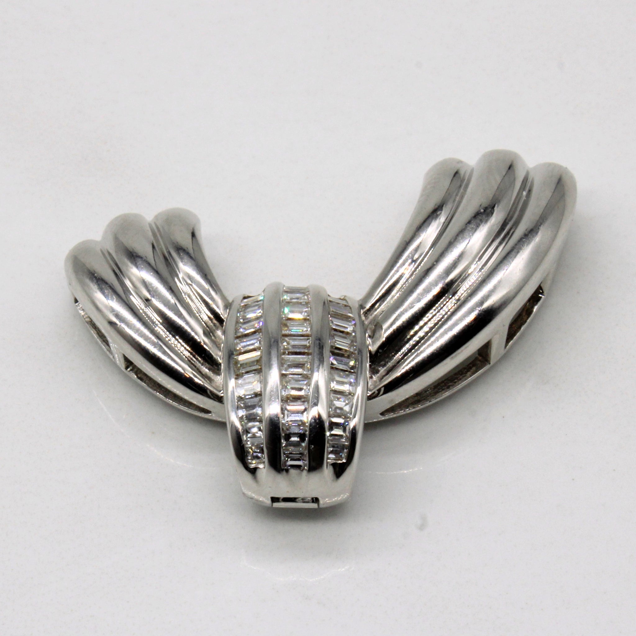 Diamond Swoop Pendant | 0.85ctw