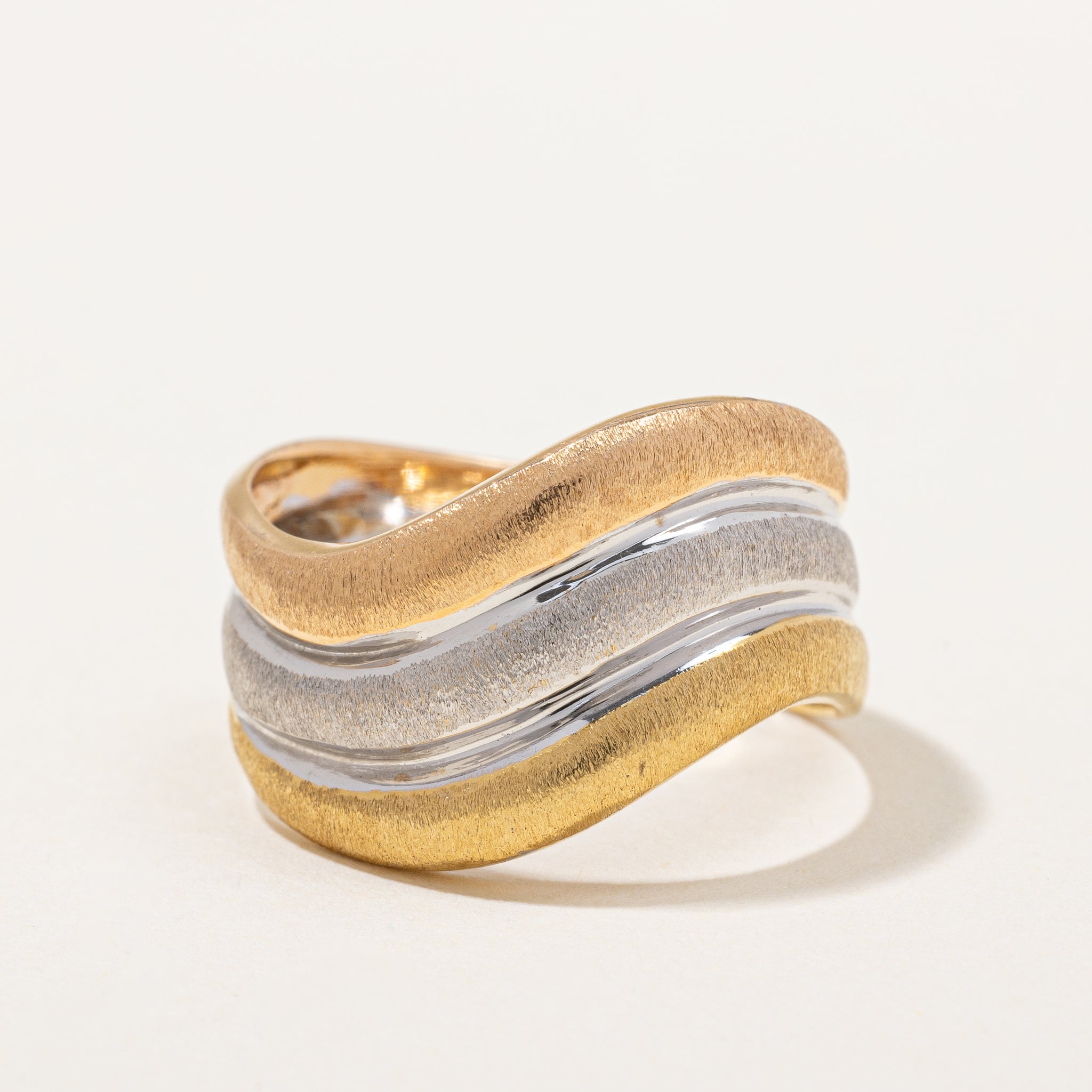 Tri Color Wave Ring | SZ 7.5