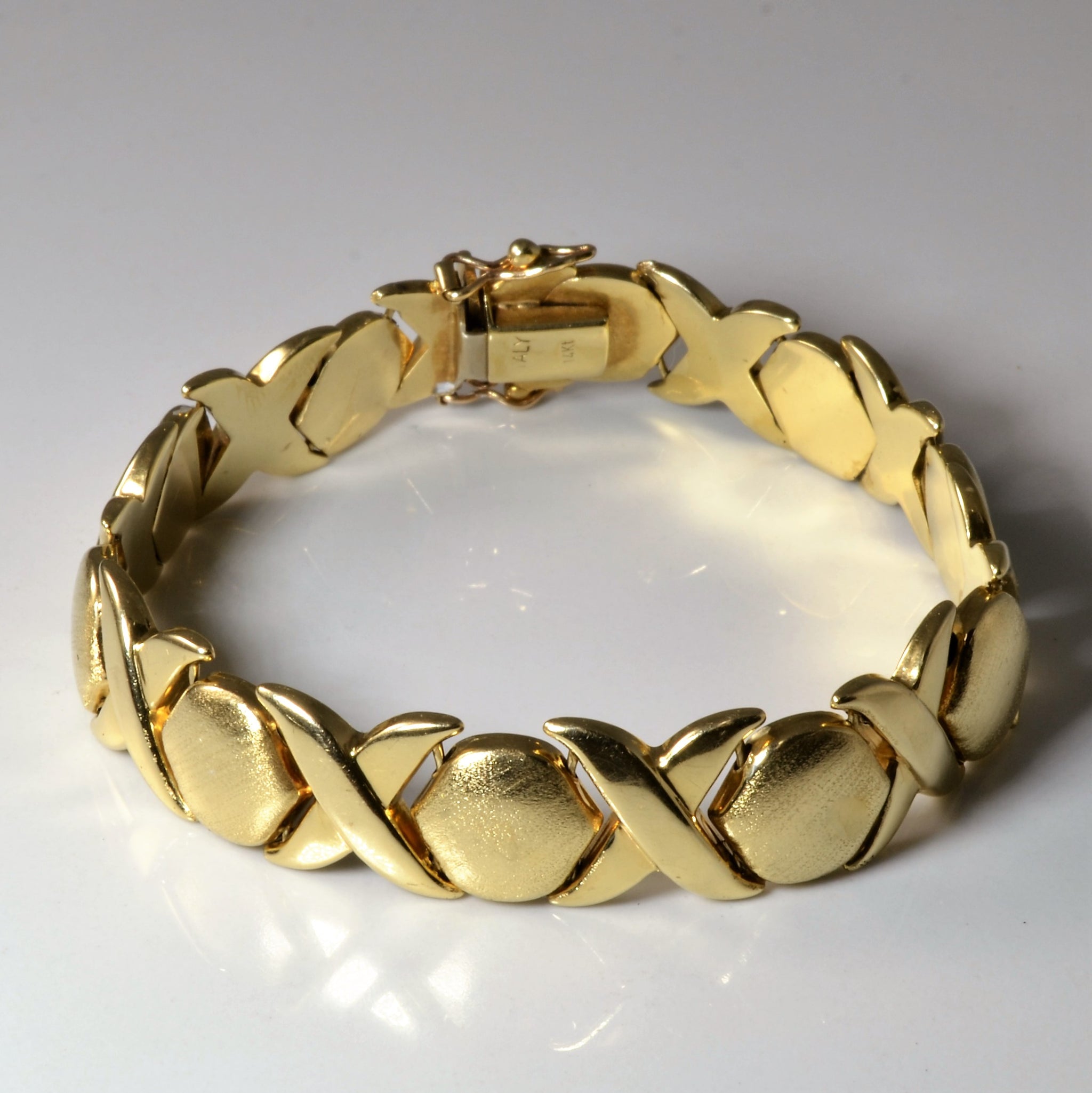 Yellow Gold XO Link Bracelet | 8"