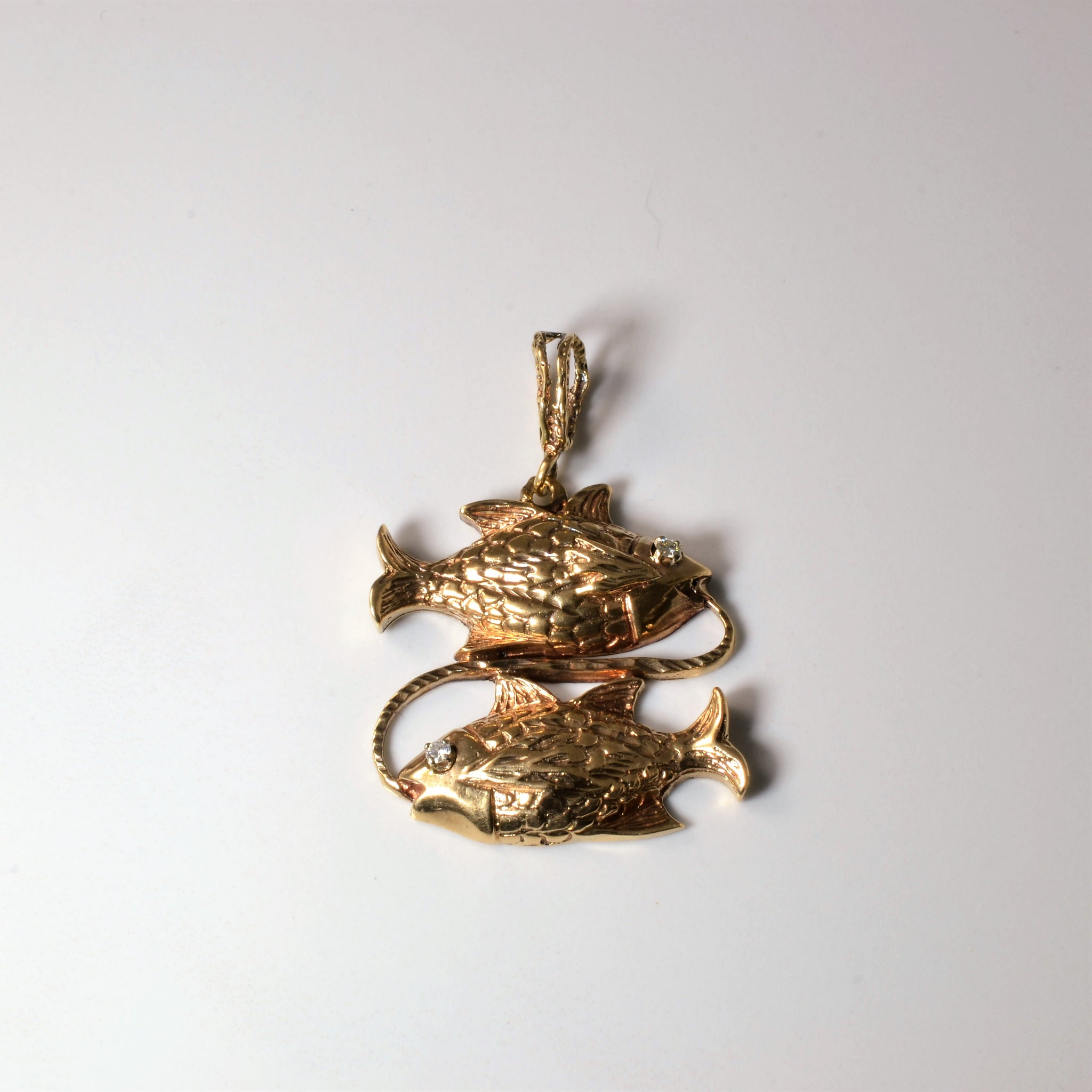 Double Fish Diamond Pendant | 0.08ctw