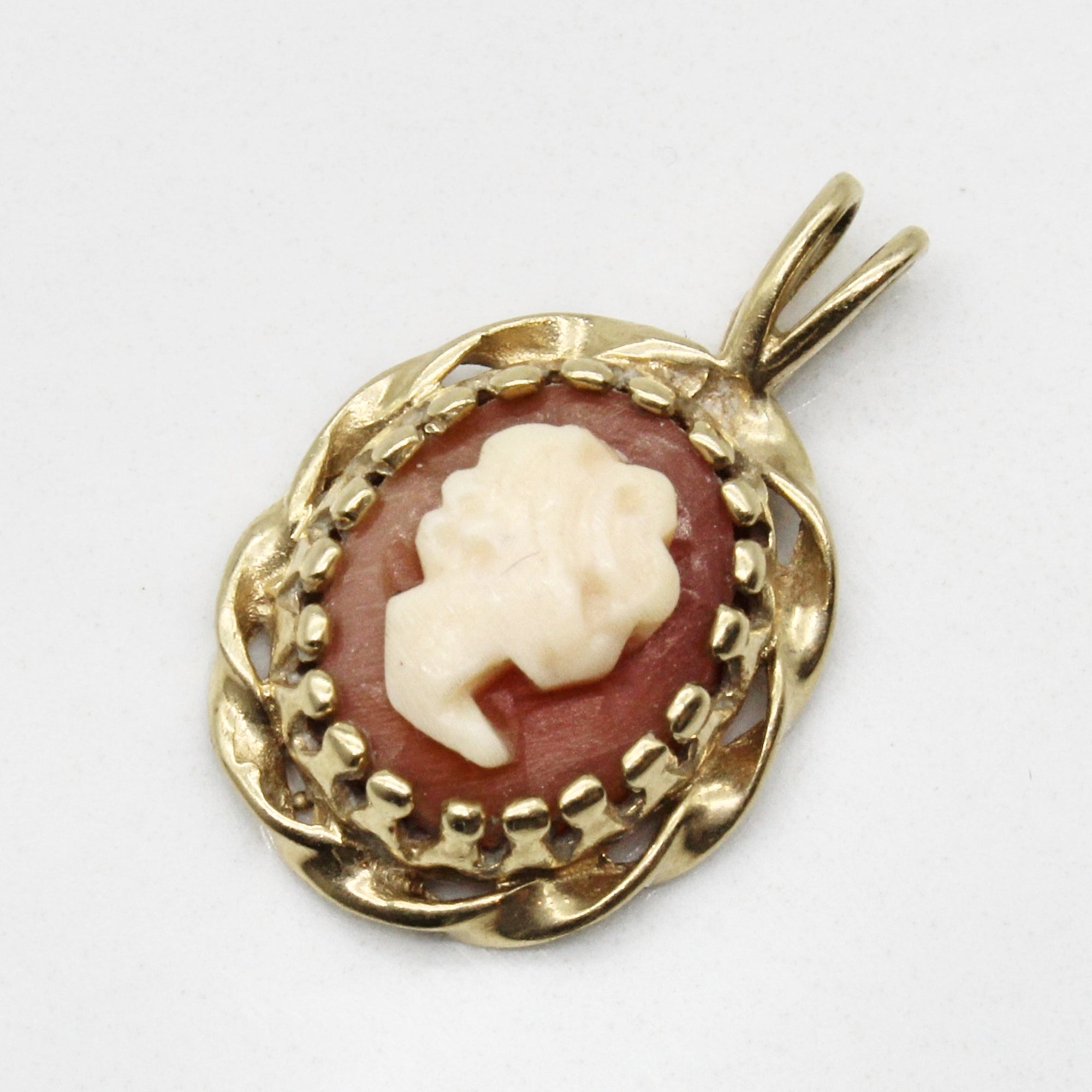 Sea Shell Cameo Pendant | 1.50ct | – 100 Ways