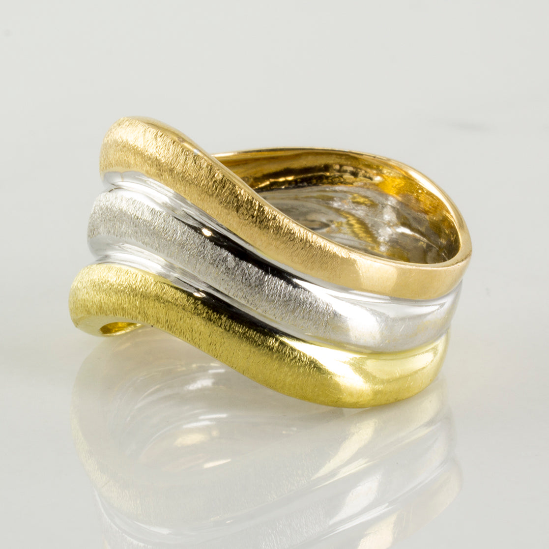Tri Color Wave Ring | SZ 7.5 | – 100 Ways